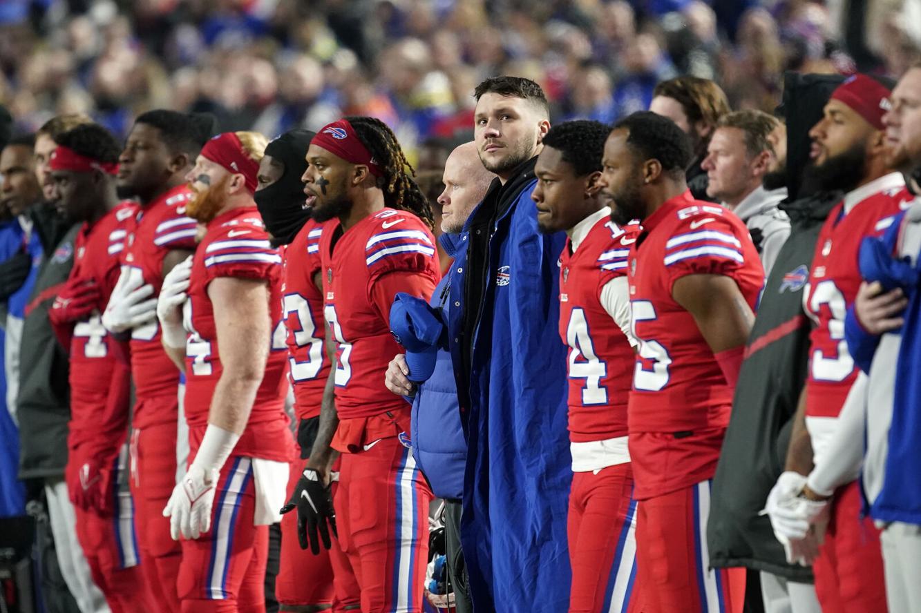 Photos: Miami Dolphins at Buffalo Bills