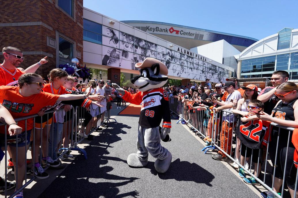Photos: Buffalo Bandits players and fans celebrate NLL championship