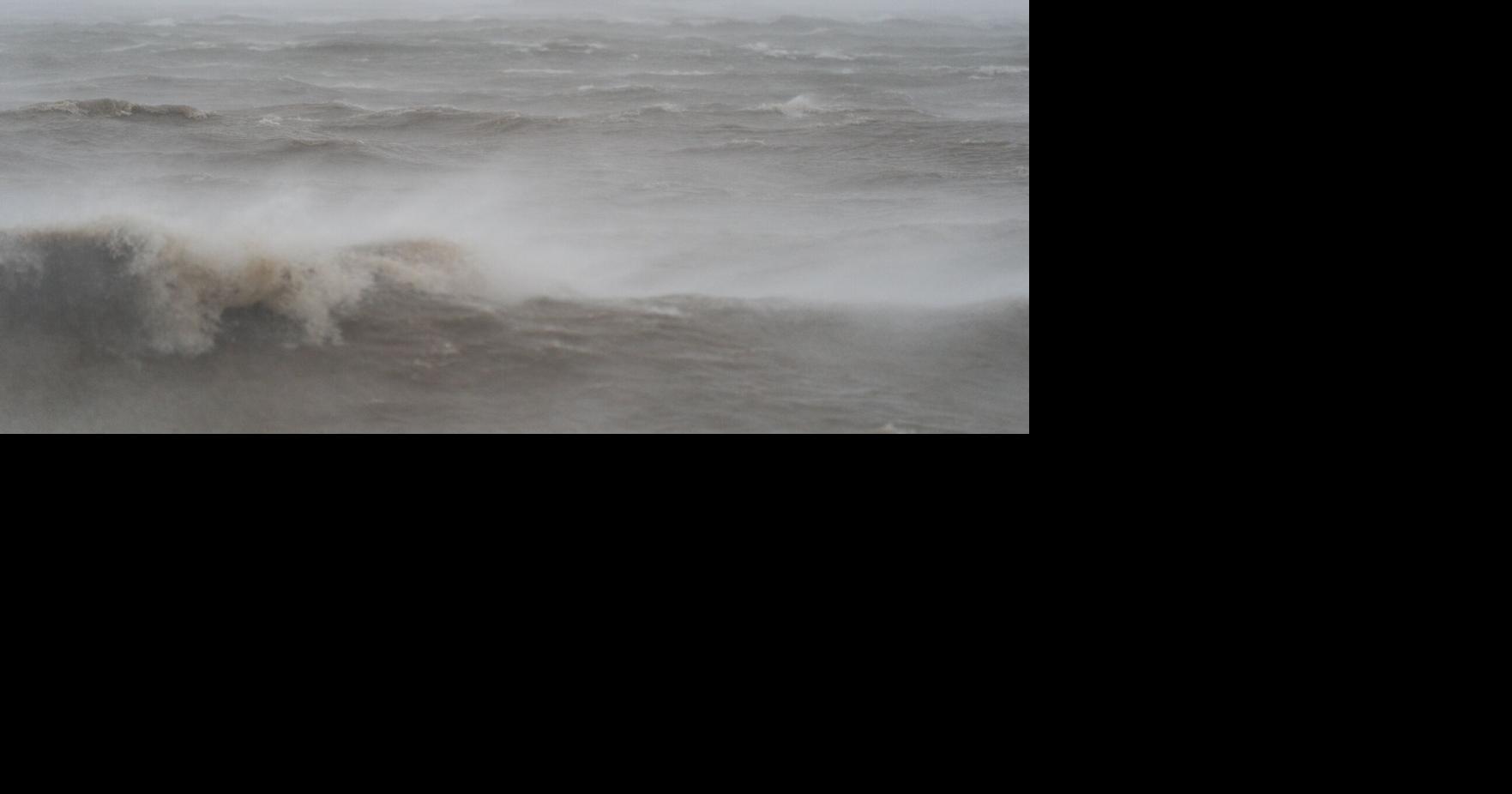 It's seiche season; strong winds blow Lake Erie into Buffalo