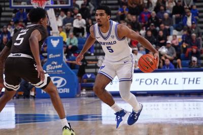 UB's Daniel Freitag scores 33 in MAC loss to Kent State