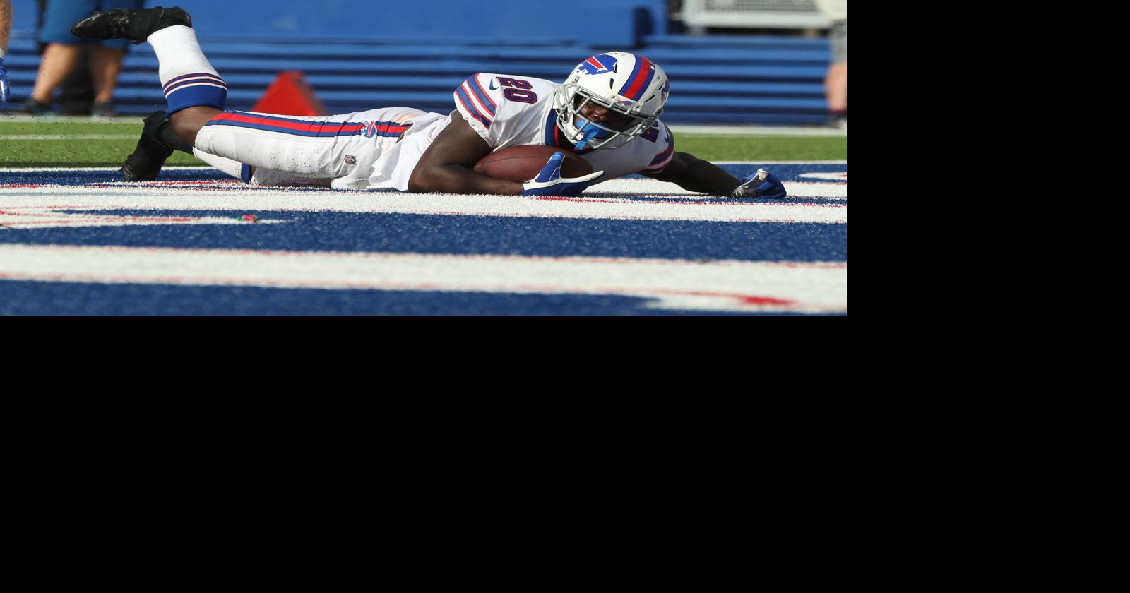 Bills embrace 'Buffalo vs. Everybody' in making tough plays