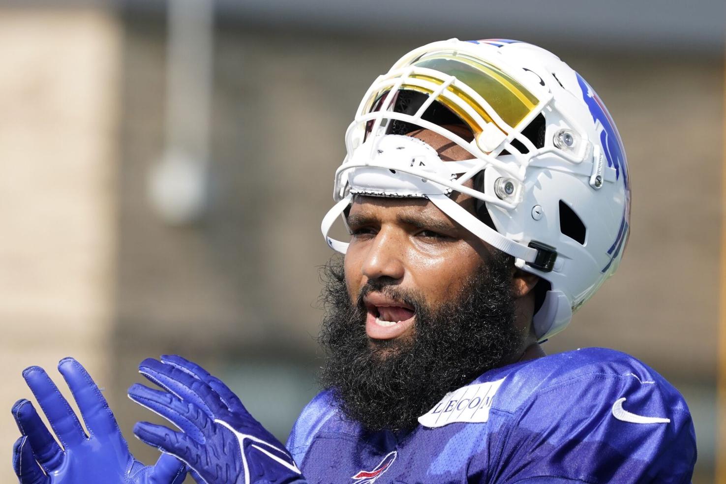 DaQuan Jones Buffalo Bills re-sign retain free agent DT