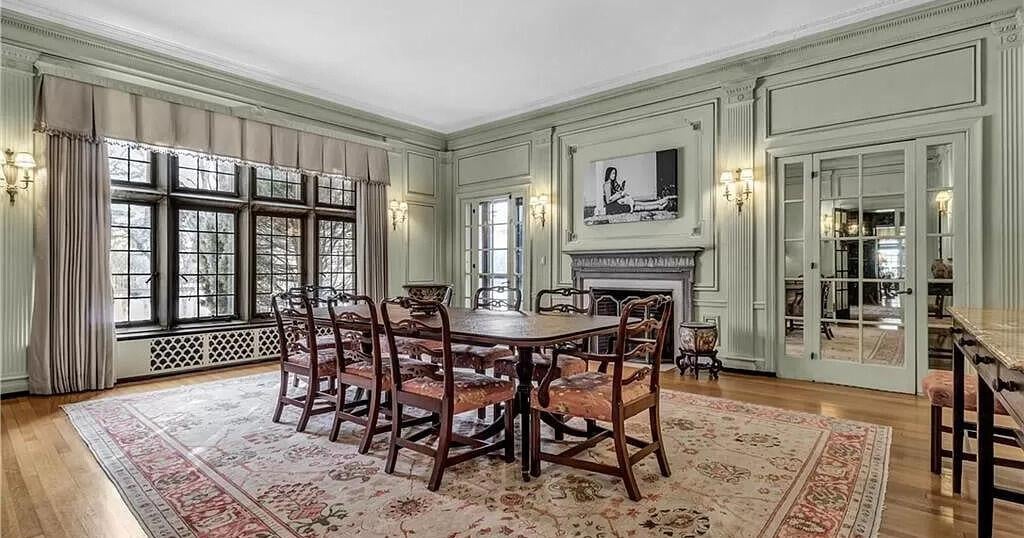 Photos: See inside the Barnes home