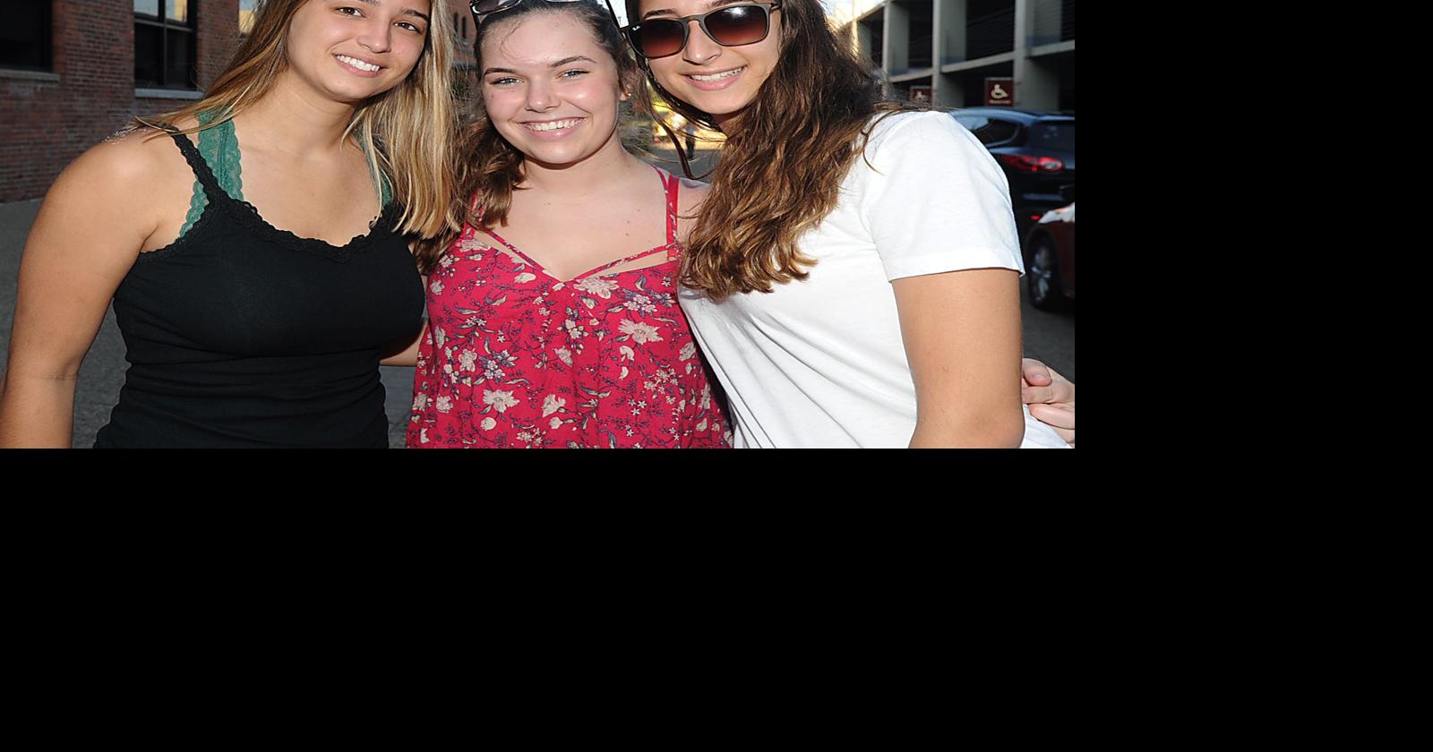 Smiles at Larkin Square Food Truck Tuesday
