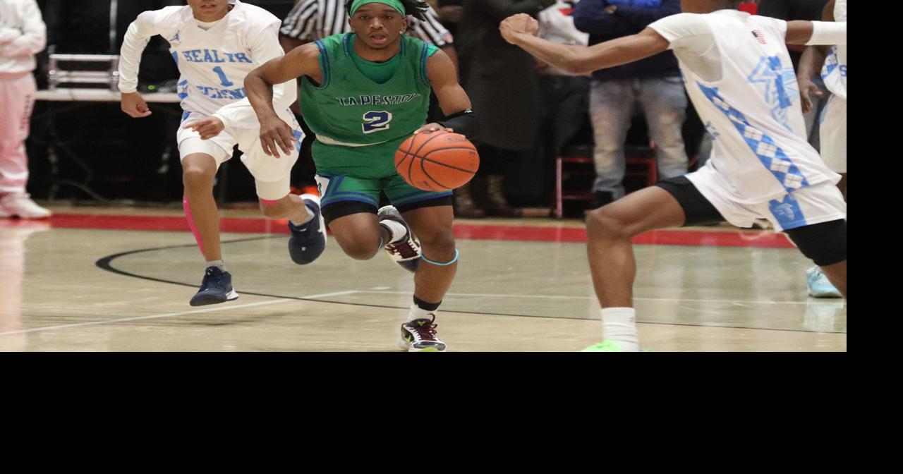 With another big win, Ja'Vaughn Jones charters 19-1 Health Sciences ...