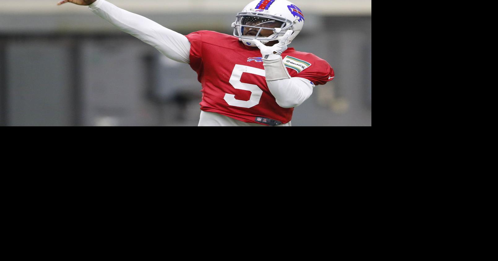 Tyrod Taylor shoots down report of groin injury