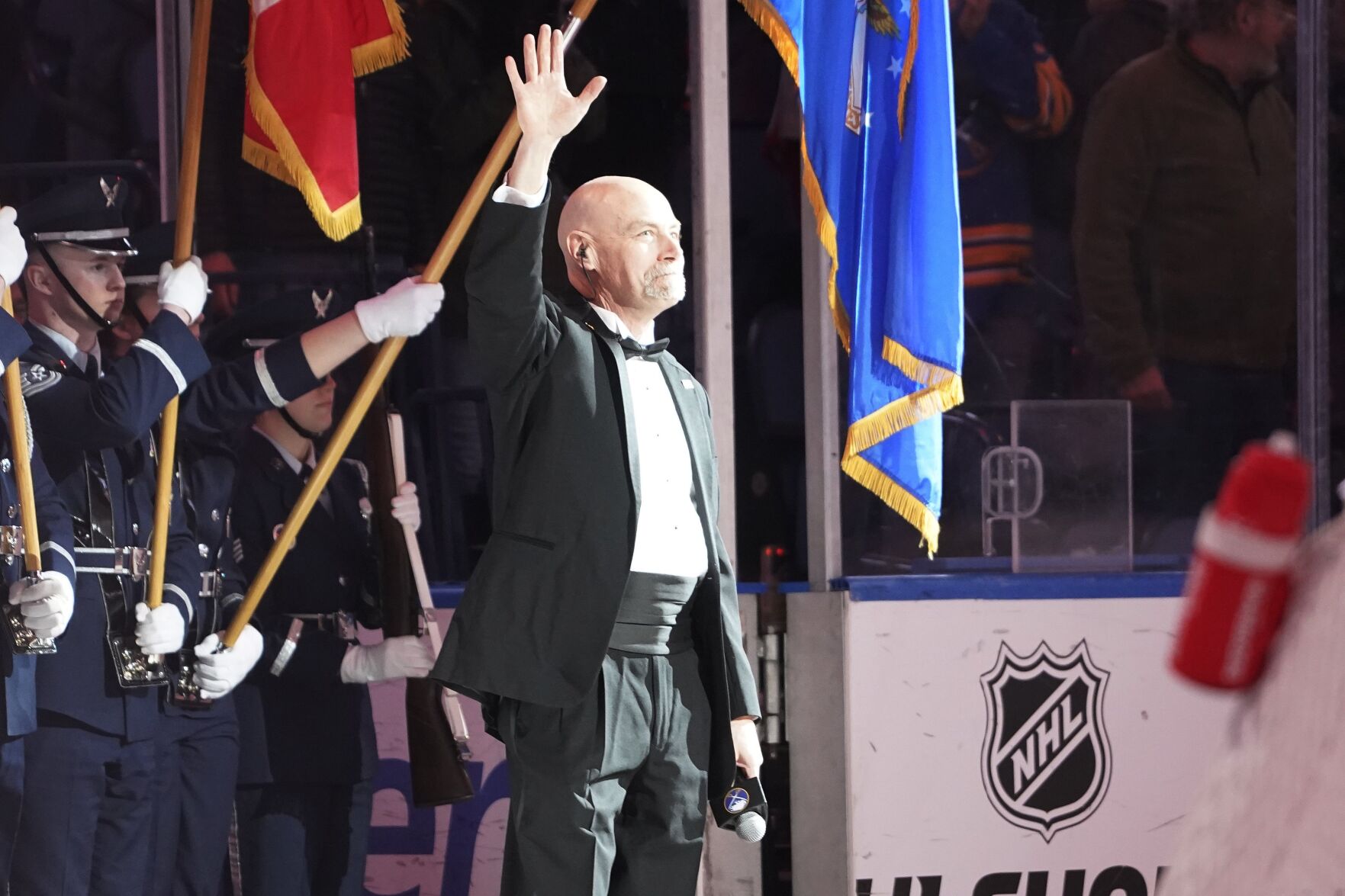 Anthem singer Doug Allen returns to Sabres for one night