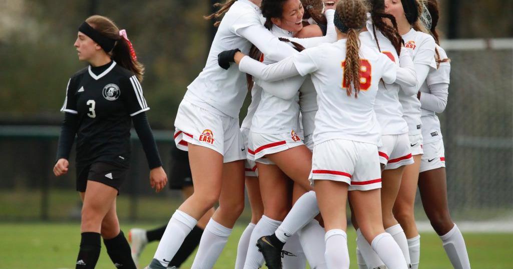 Gretchen Beyer scores lone goal to lift Williamsville East girls soccer ...