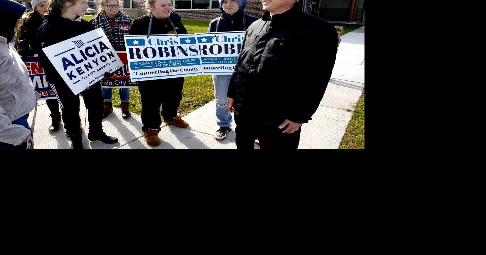 Robert Restaino elected Niagara Falls mayor after spirited race