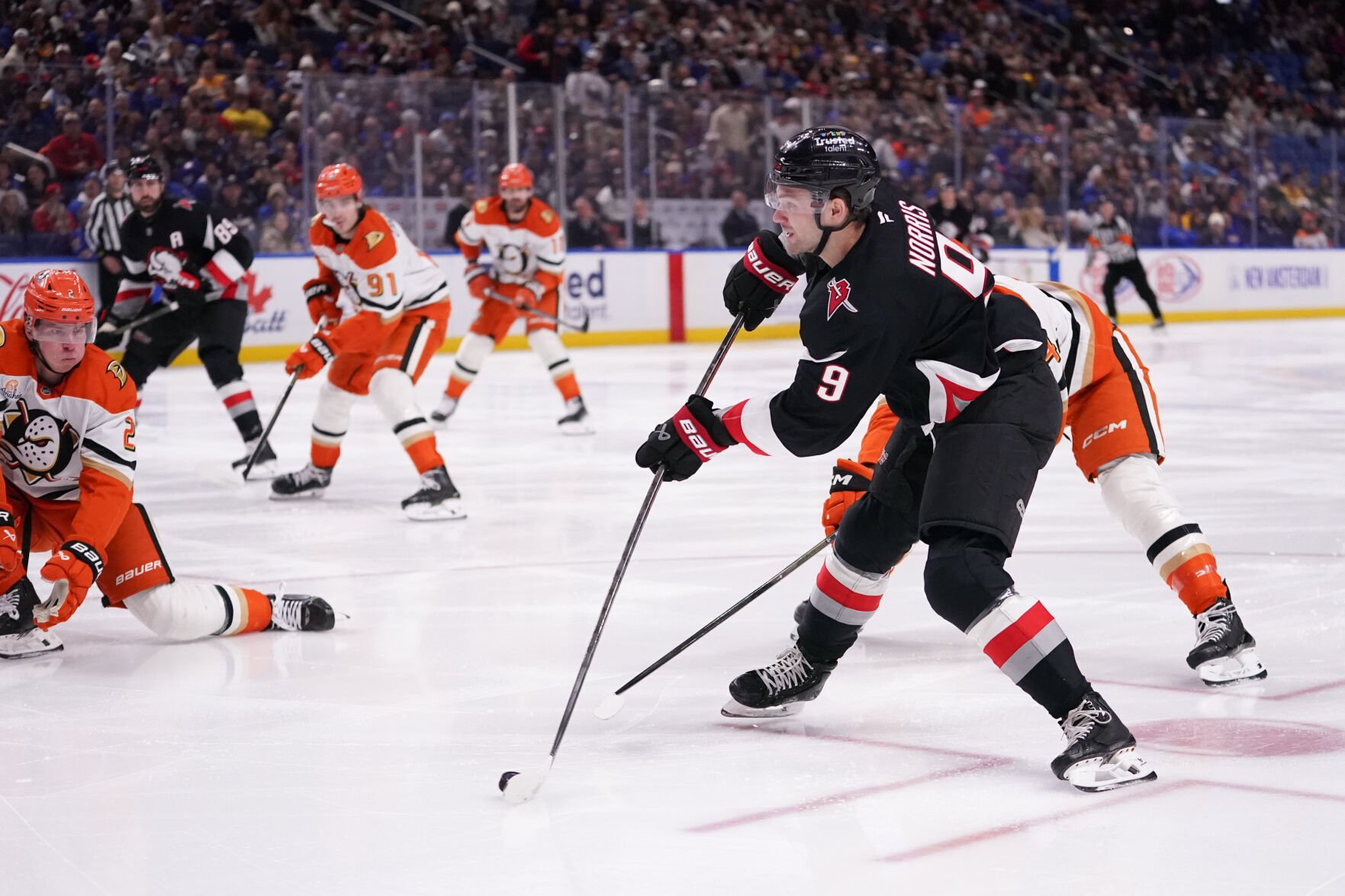 Buffalo Sabres defeat Anaheim Ducks, 5-3