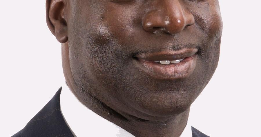 Pastor Dwayne Jones received a Black Achievers award