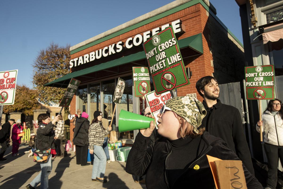 Starbucks Workers United strike at 2 Buffalo area Starbucks