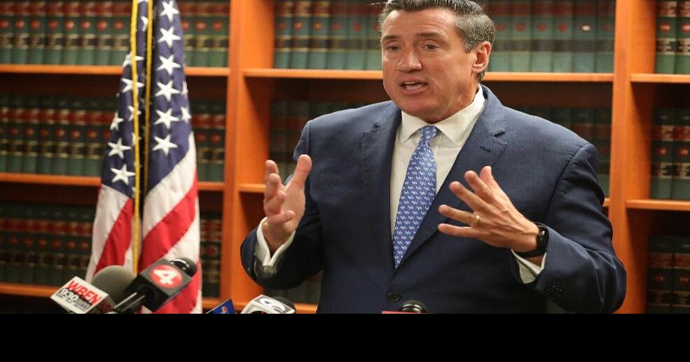 Victims widespread in 'massive' unemployment fraud