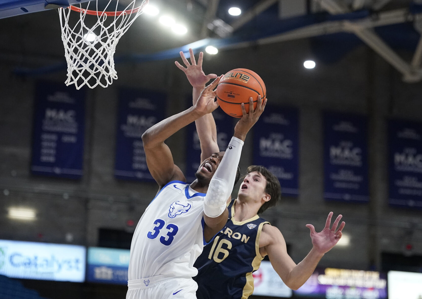 Photos: Akron men's basketball defeats Buffalo, 82-63