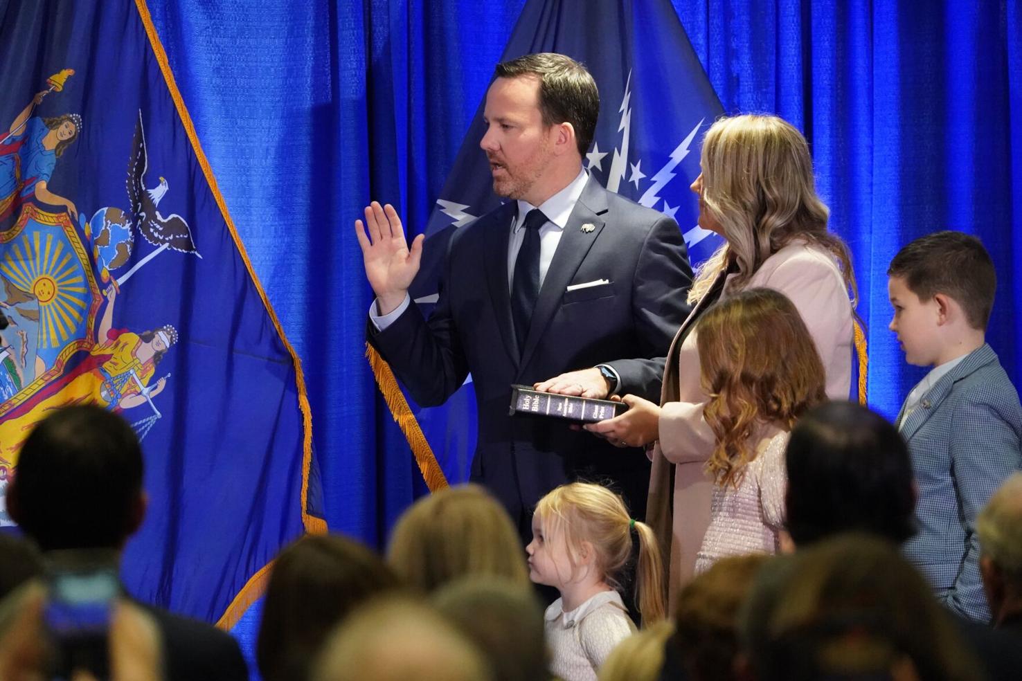Buffalo Acting Mayor Chris Scanlon takes oath of office