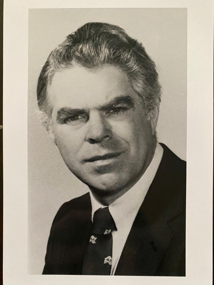 Dr. Michael T. Genco, 89, leader in medical community