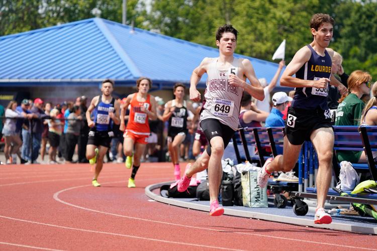 Randolph's Roan Kelly wins 1,600 title; Springville's Linnea Neureuther ...