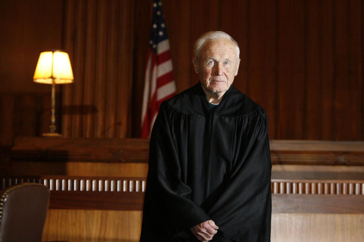 John T. Curtin, federal judge who desegregated Buffalo schools, dies at 95