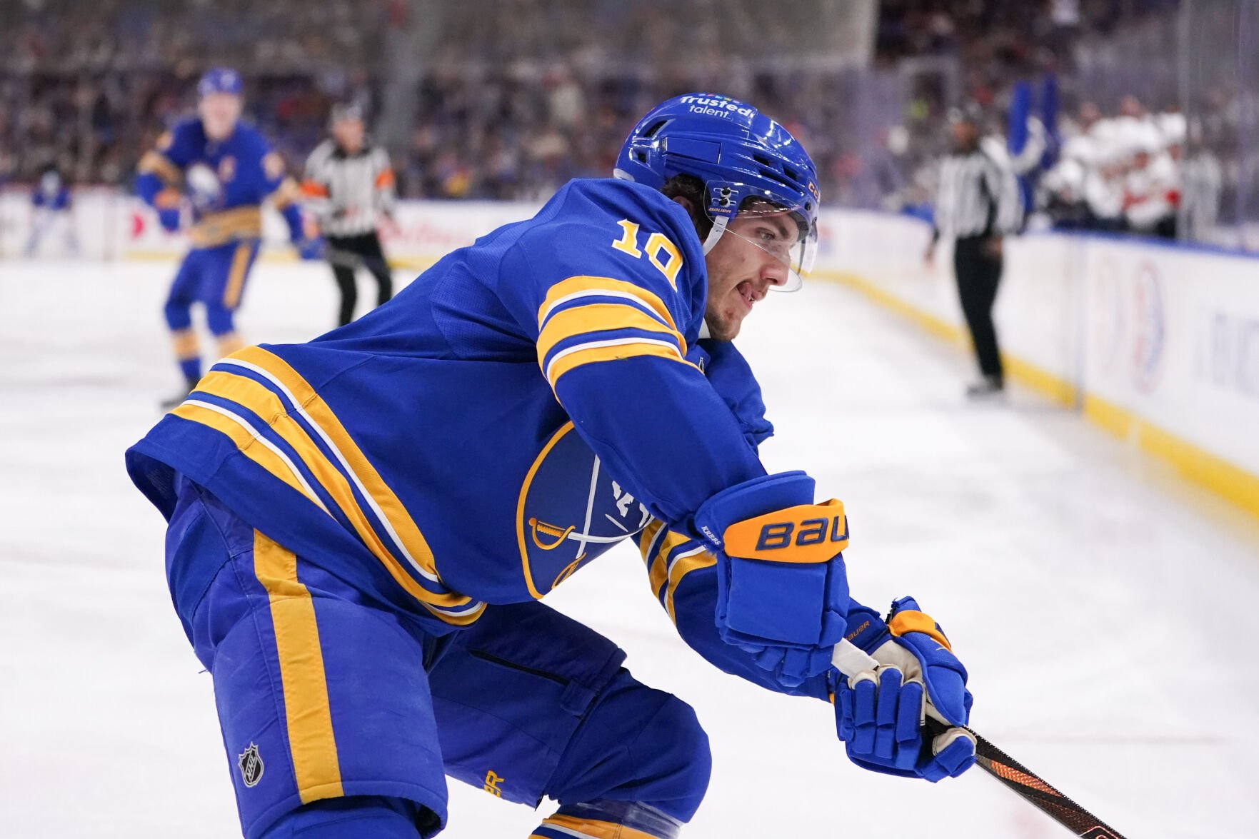 Buffalo Sabres lose to Florida Panthers, 4-3