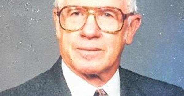 John F. Pasquariello, 90, physical education teacher, high school ...