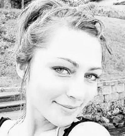 BROWN, Danielle R. (McCutcheon)