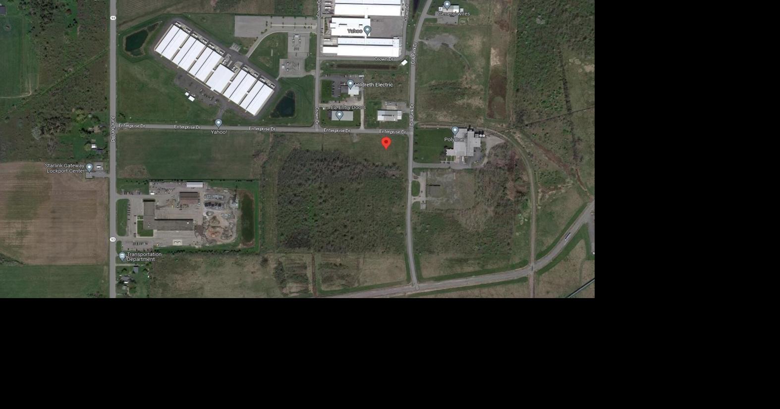 Clarence glass shop expands; Hilbert adds playing field