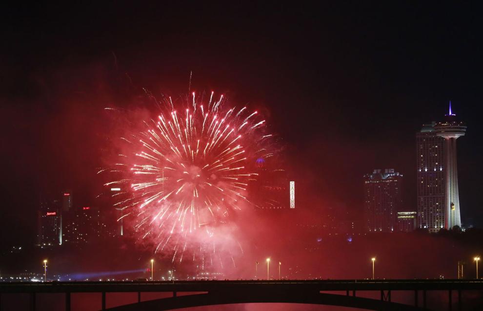 where to watch fireworks in Buffalo area