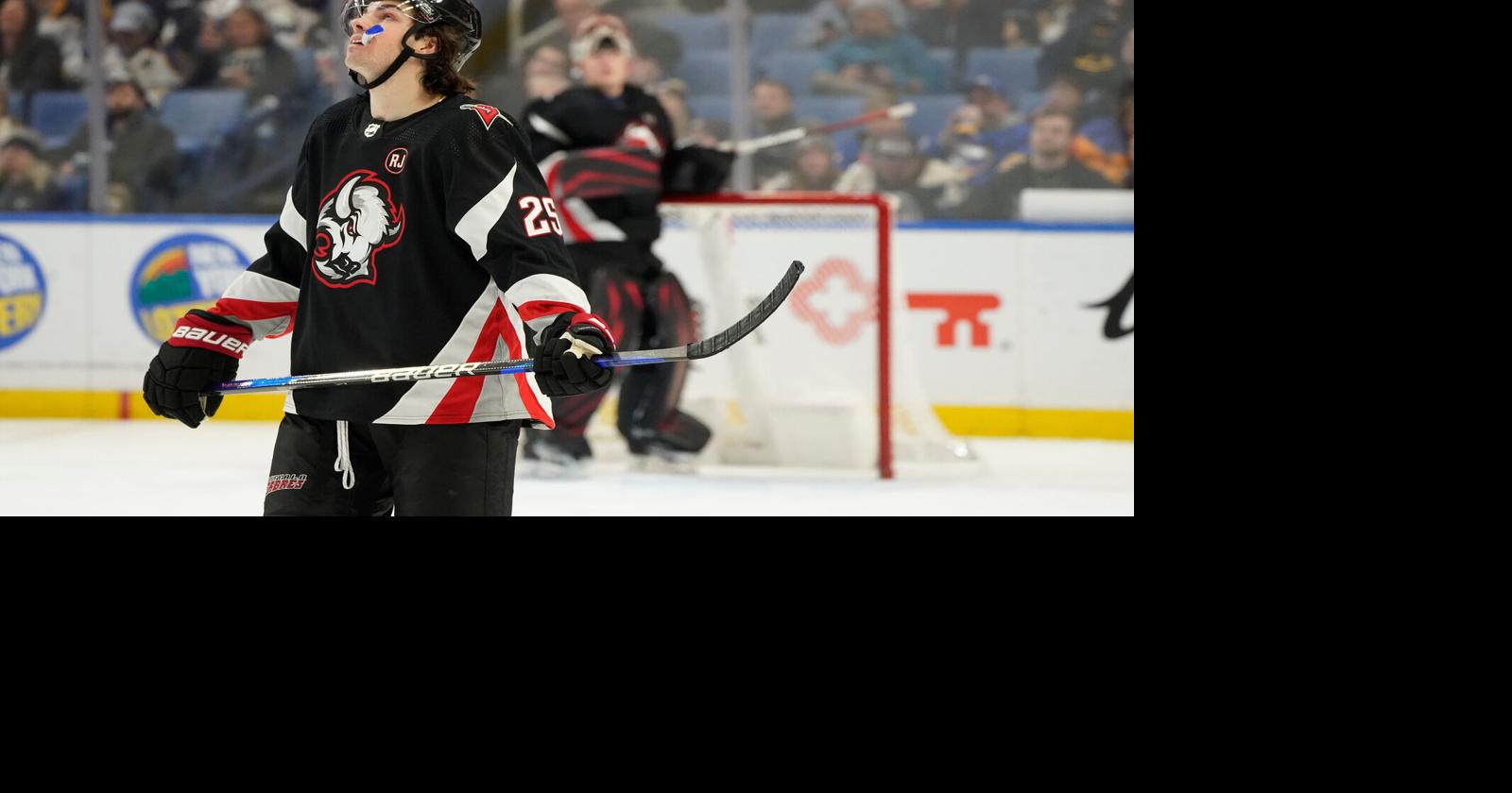 122023-buf-spts-sabresjackets