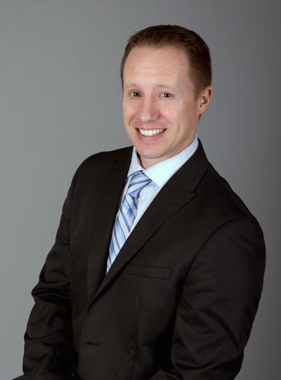 Chris Koenig receives award