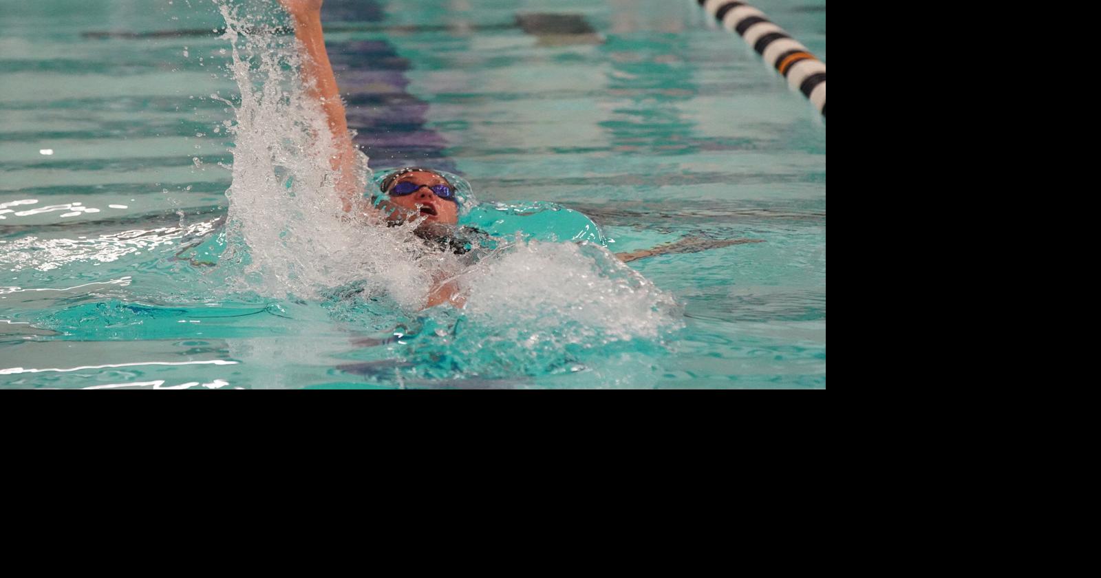Which Western New York girls swimmers have qualified for the state meet