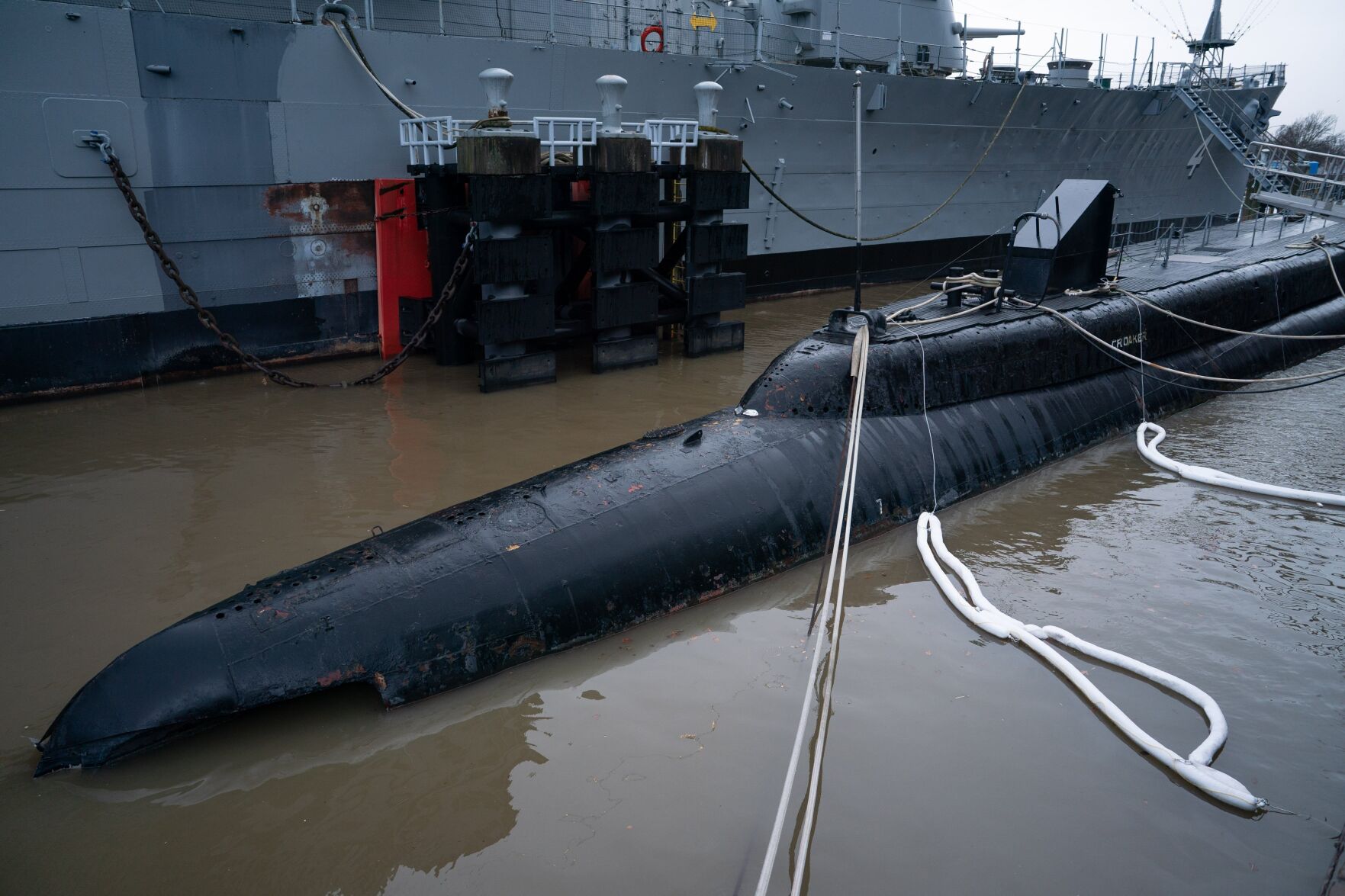 Response underway to address USS Croaker leak