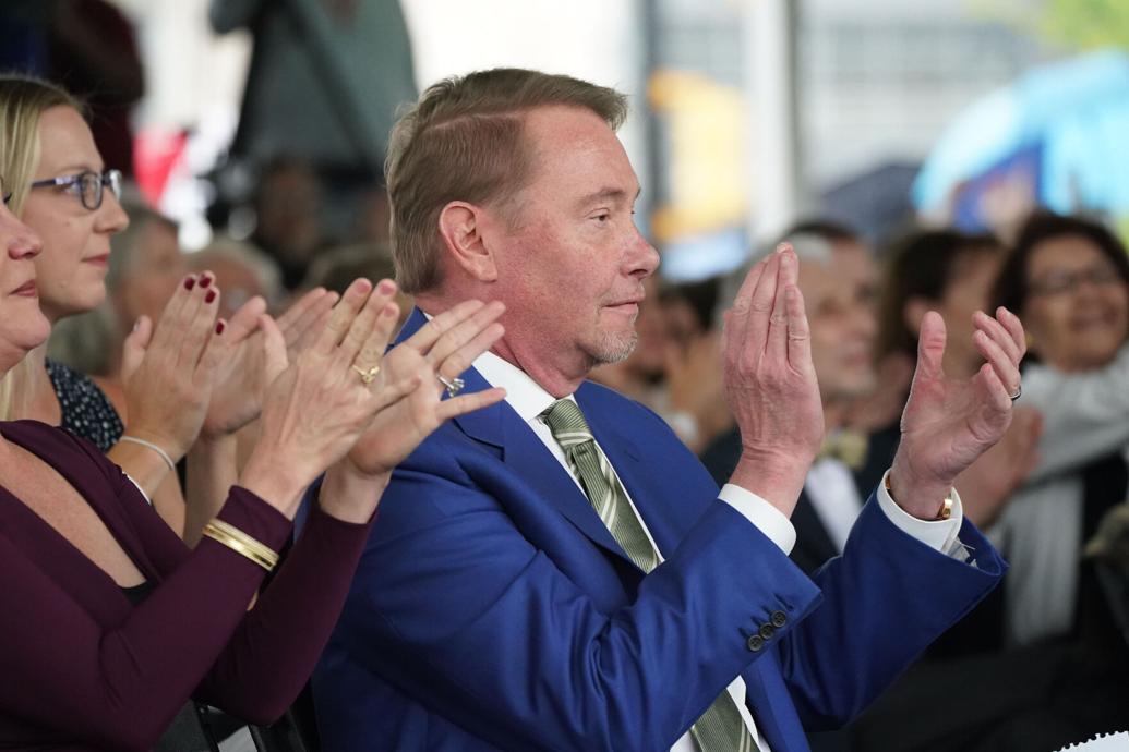 Good Morning, Buffalo: Jeffrey Gundlach on Buffalo AKG: 'I wanted to ...