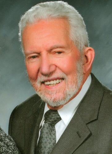 Hamilton Ward IV, 87, state litigator, ran 26 marathons