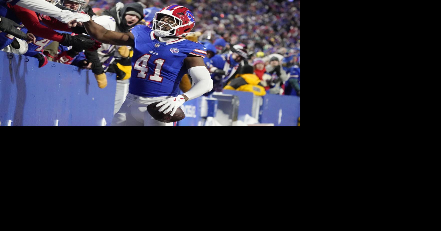 Bills fullback Reggie Gilliam joins division rival Patriots