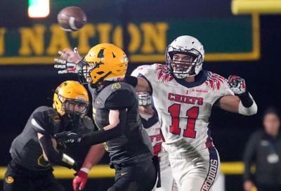 Iroquois retains lead atop News' small schools football rankings