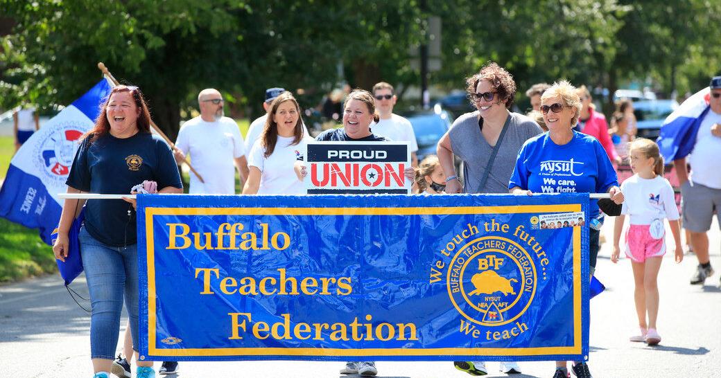 Buffalo teachers overwhelmingly support new contract in strong turnout