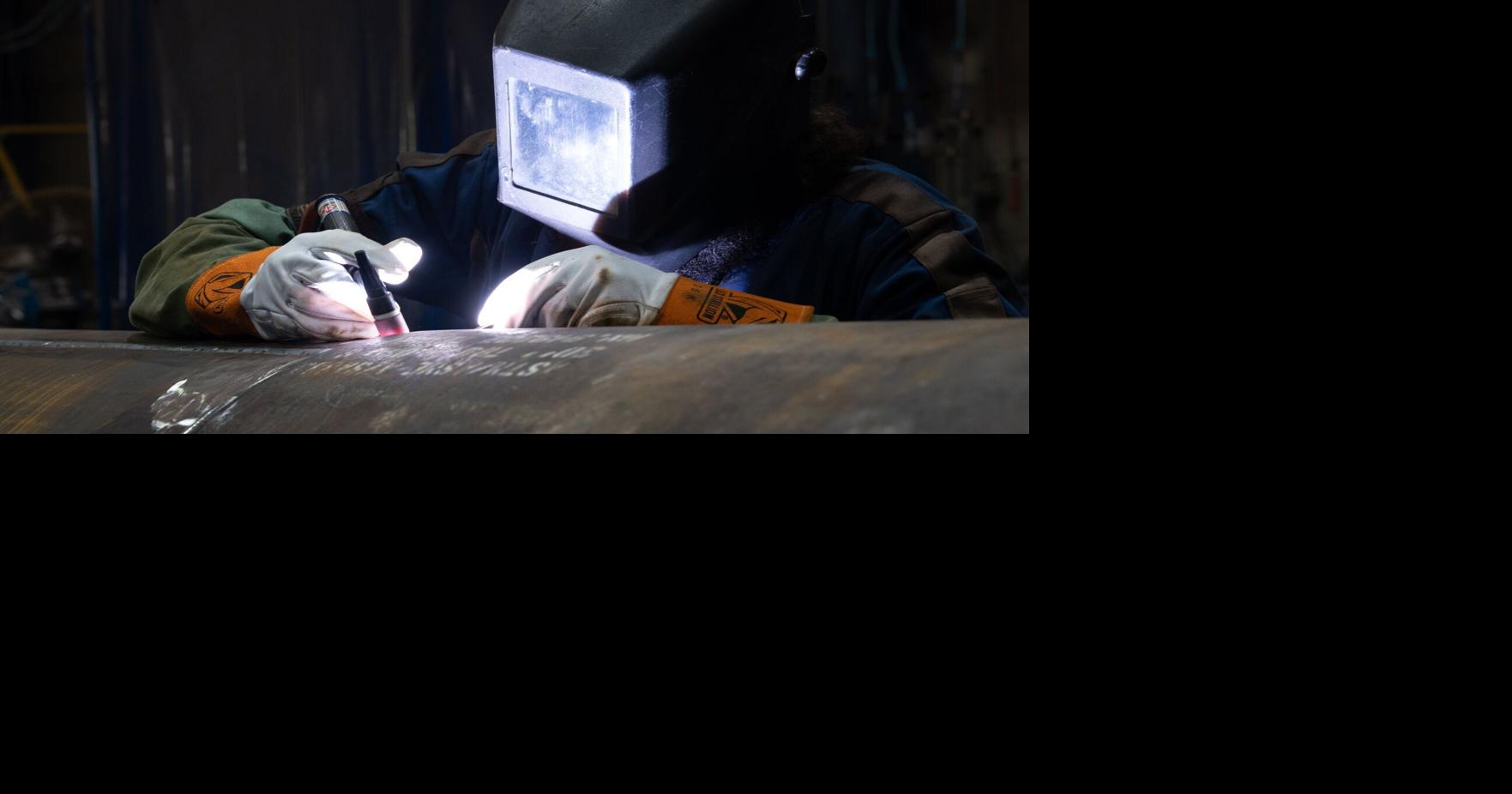 Local manufacturers mostly negative on tariffs