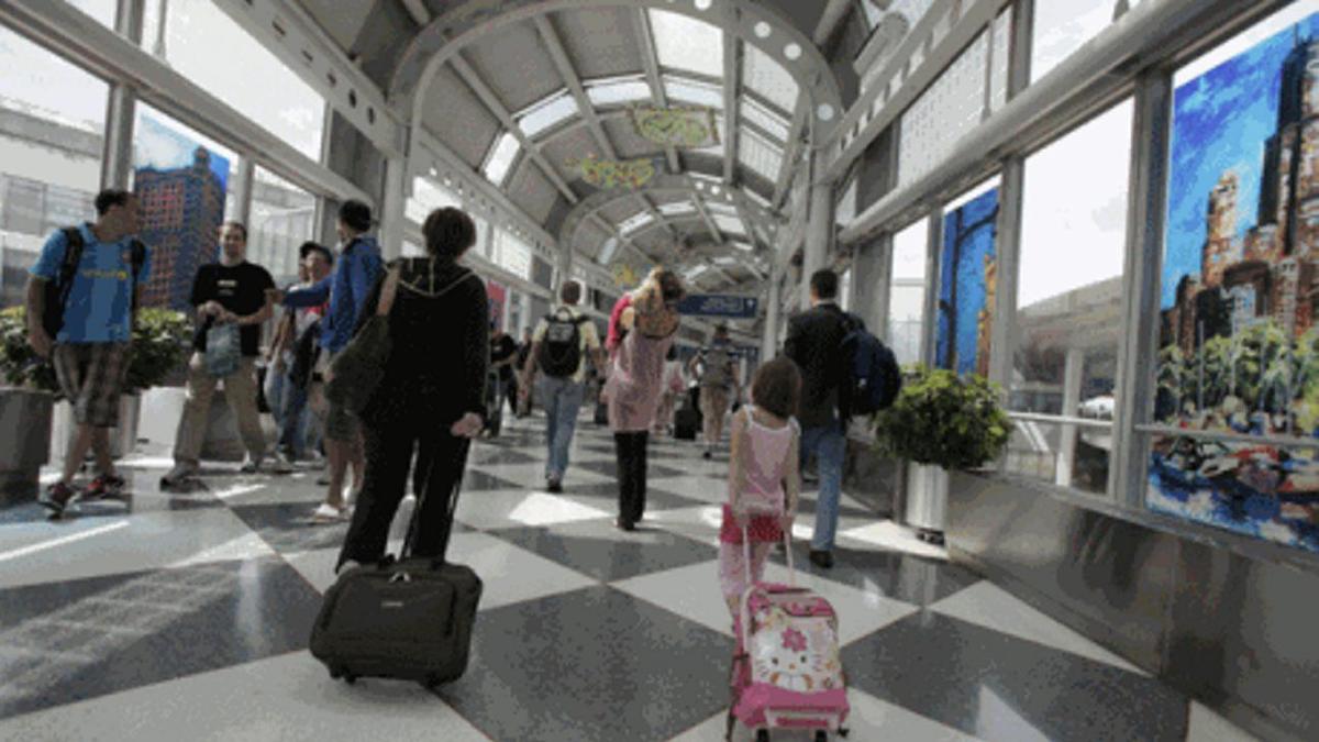 Rules vary for kids flying solo