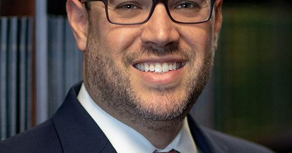 Eric S. Bernhardt joins Hurwitz & Fine, P.C.