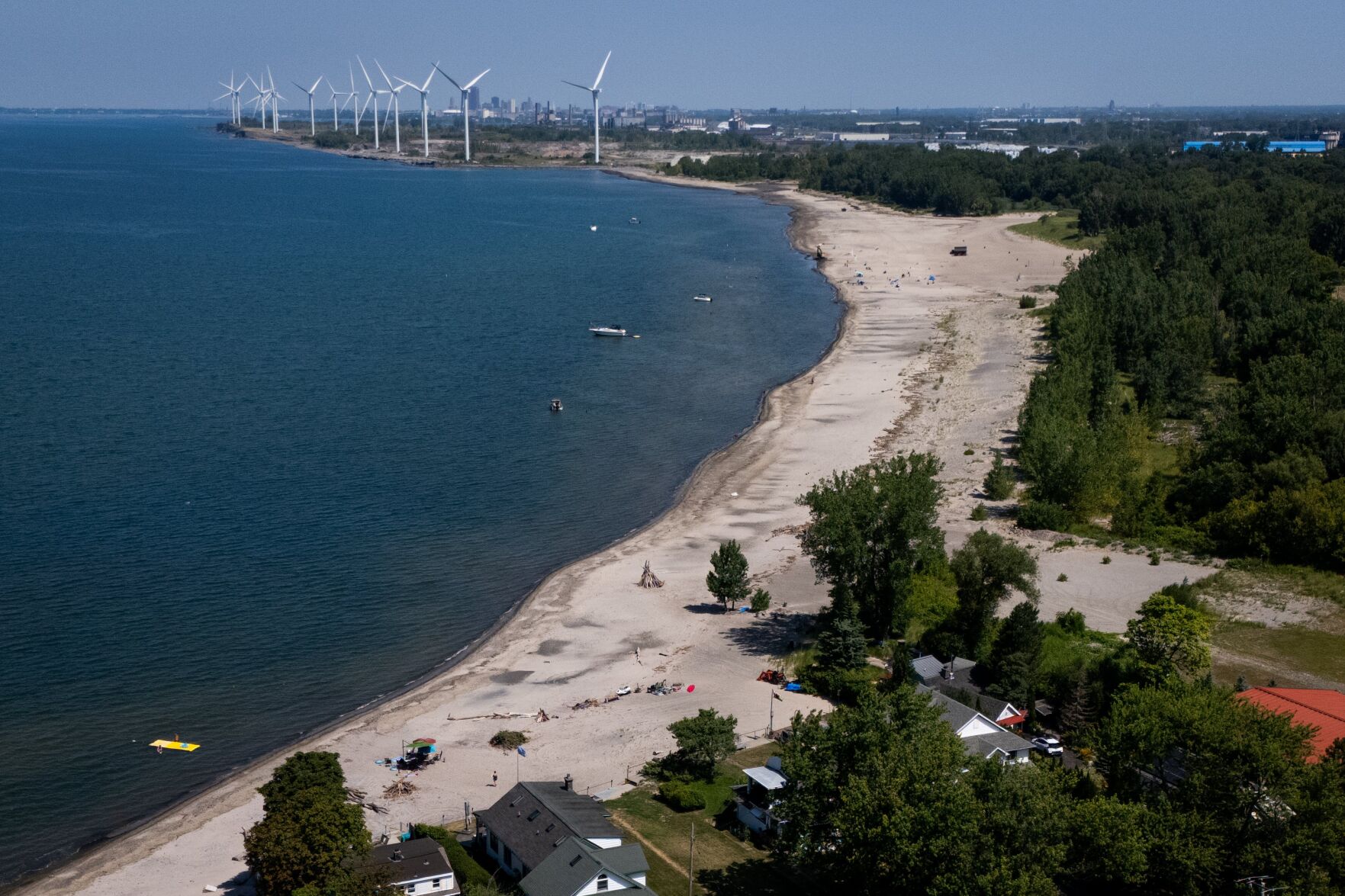 Woodlawn Beach, Hamburg Bathing Beach polluted by bacteria