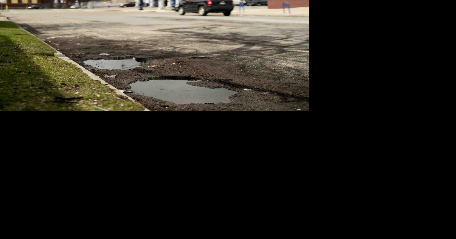 Potholes become campaign issue in Buffalo mayor's race