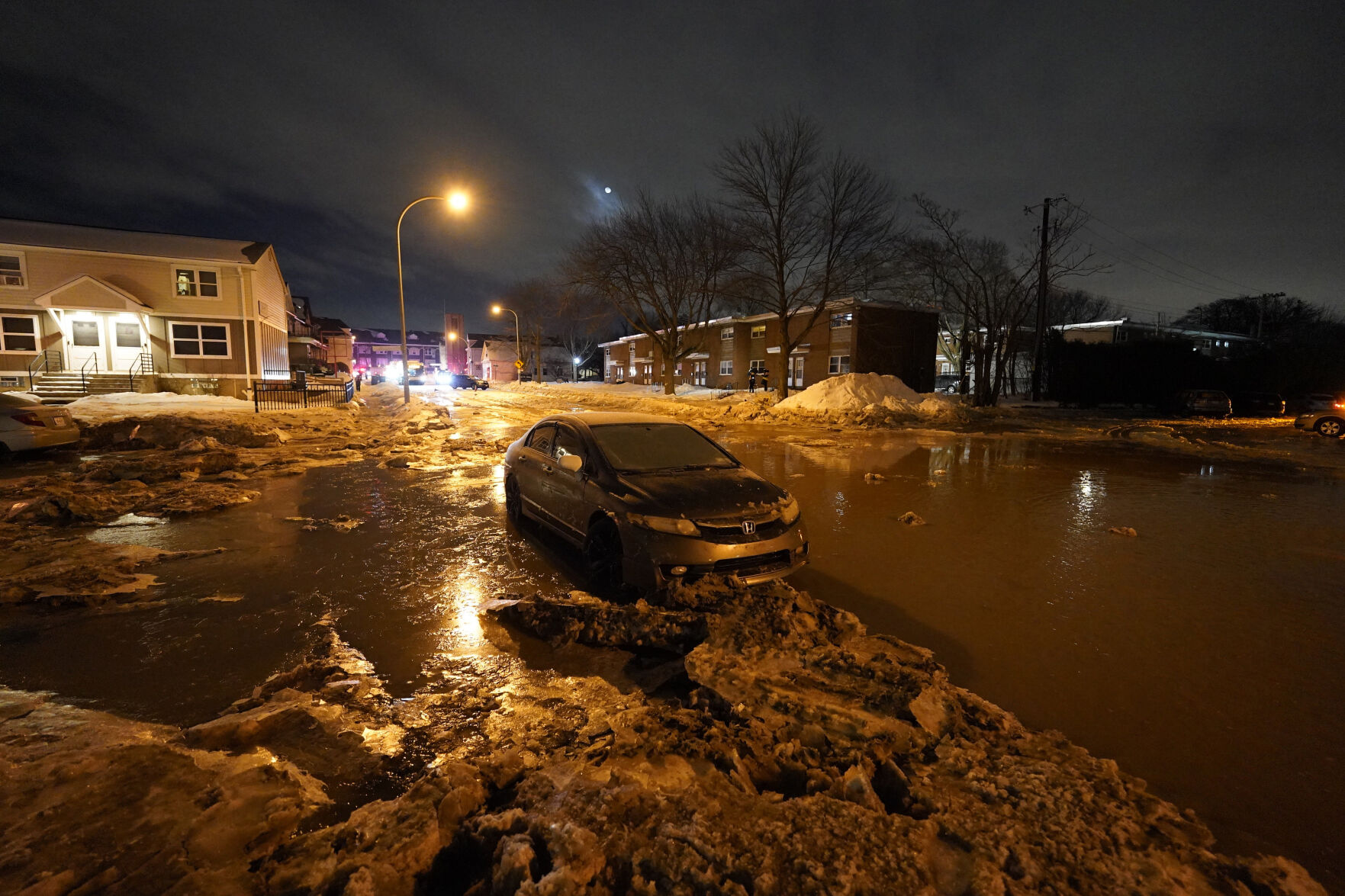 Water main break causes 'severe flooding' in Buffalo