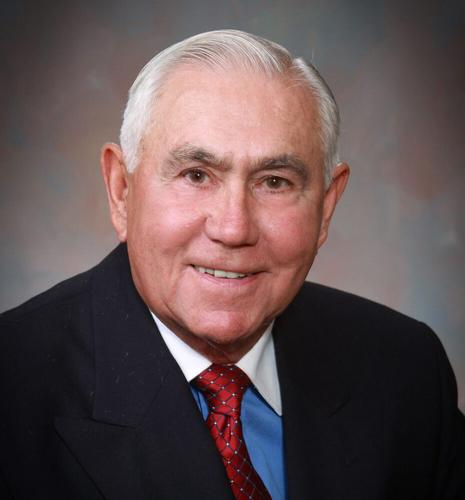 Richard A. Slisz, 90, longtime County Legislature chairman