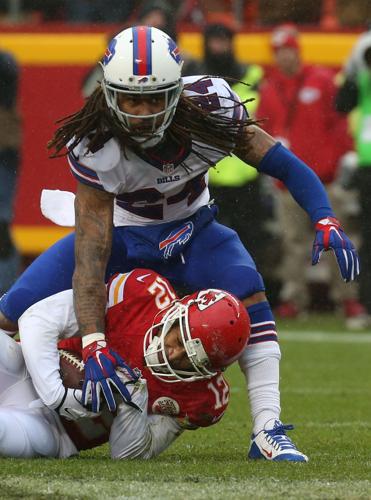 Vic Carucci's 3 Bills thoughts: Gilmore standoff, Rex's psychology ...