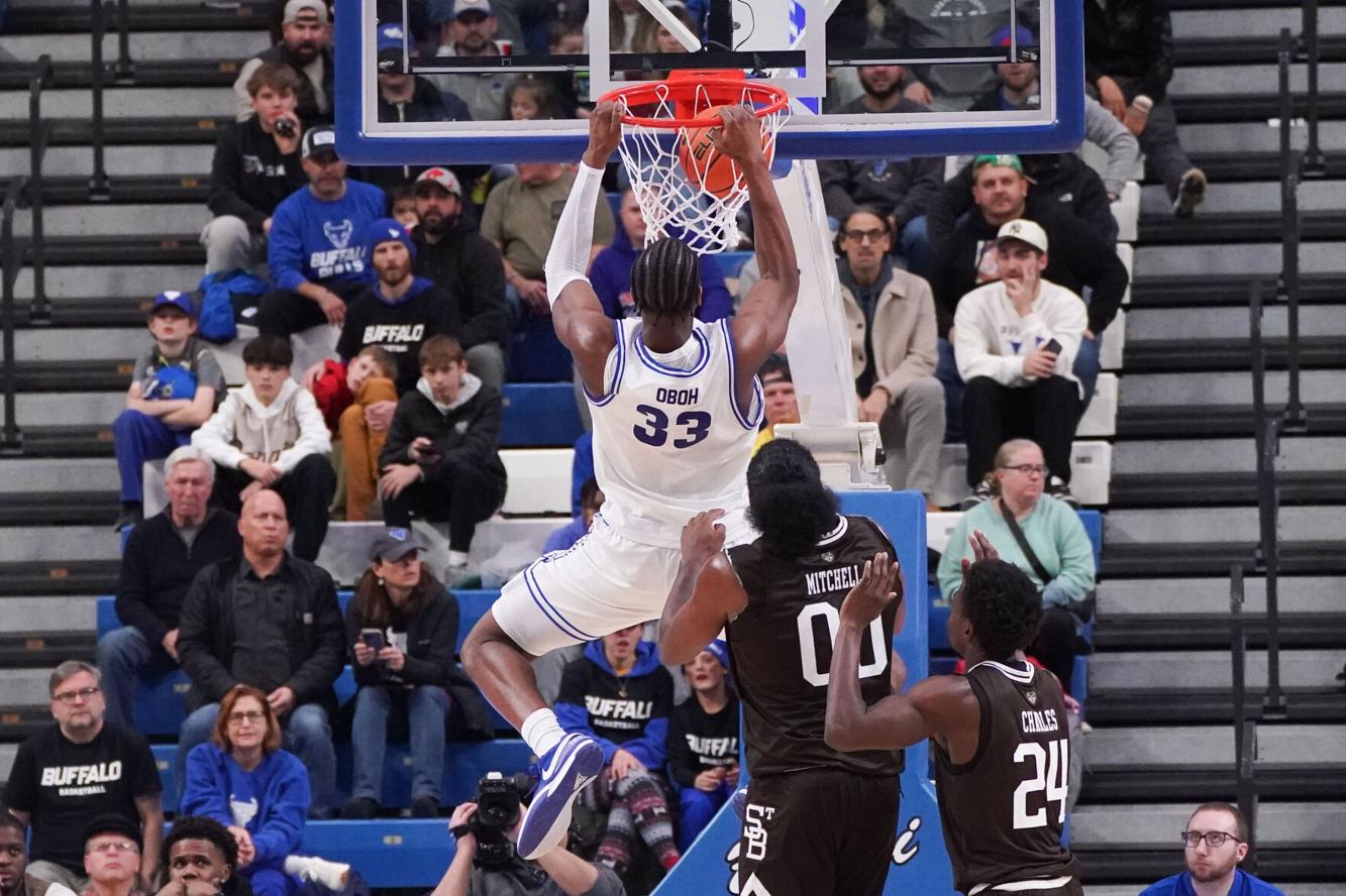 Bonnies win Big 4 battle, ends Buffalo's undefeated start