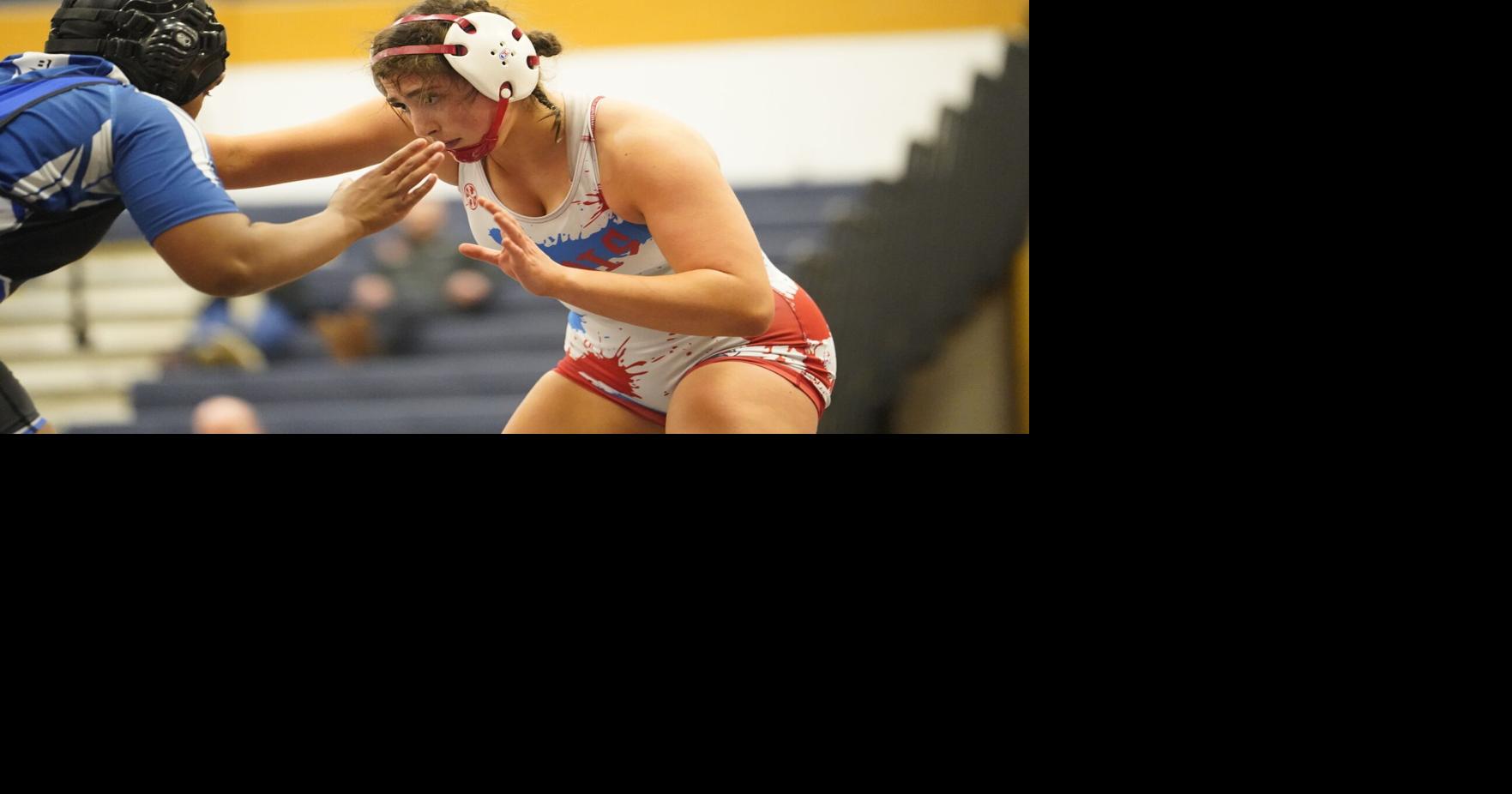 Iroquois' Michaela Thomas wins girls state wrestling title