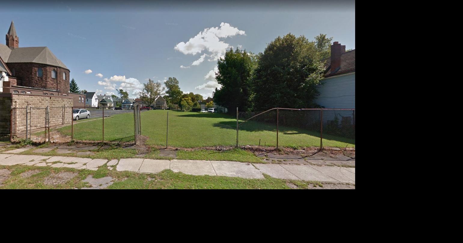 Old First Ward Community Association plans playground on city-owned lot