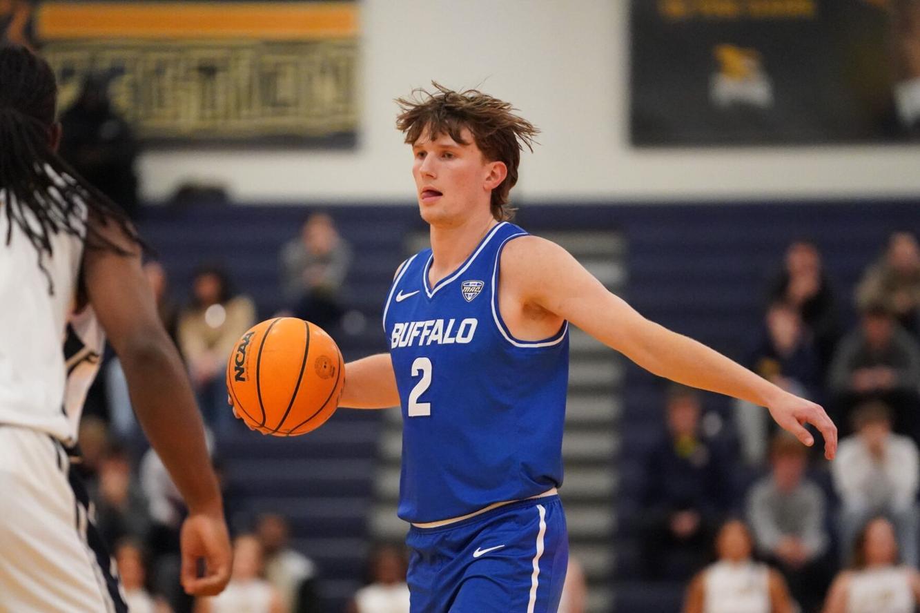 Ryan Sabol leads Buffalo to 8-0 start with win at Canisius
