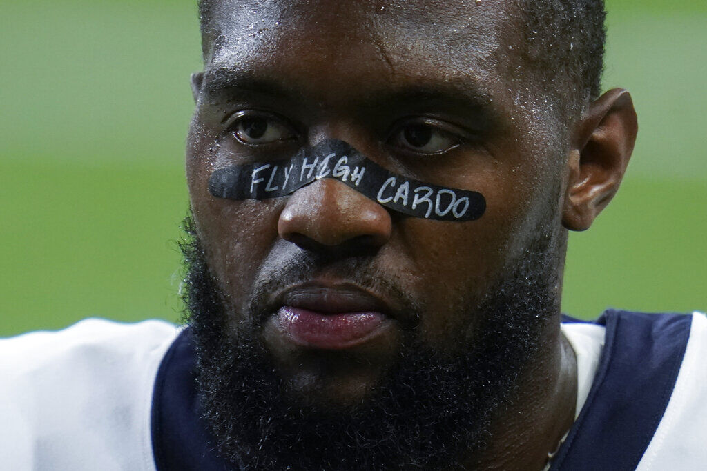 Linebacker Tyrell Adams visits Bills