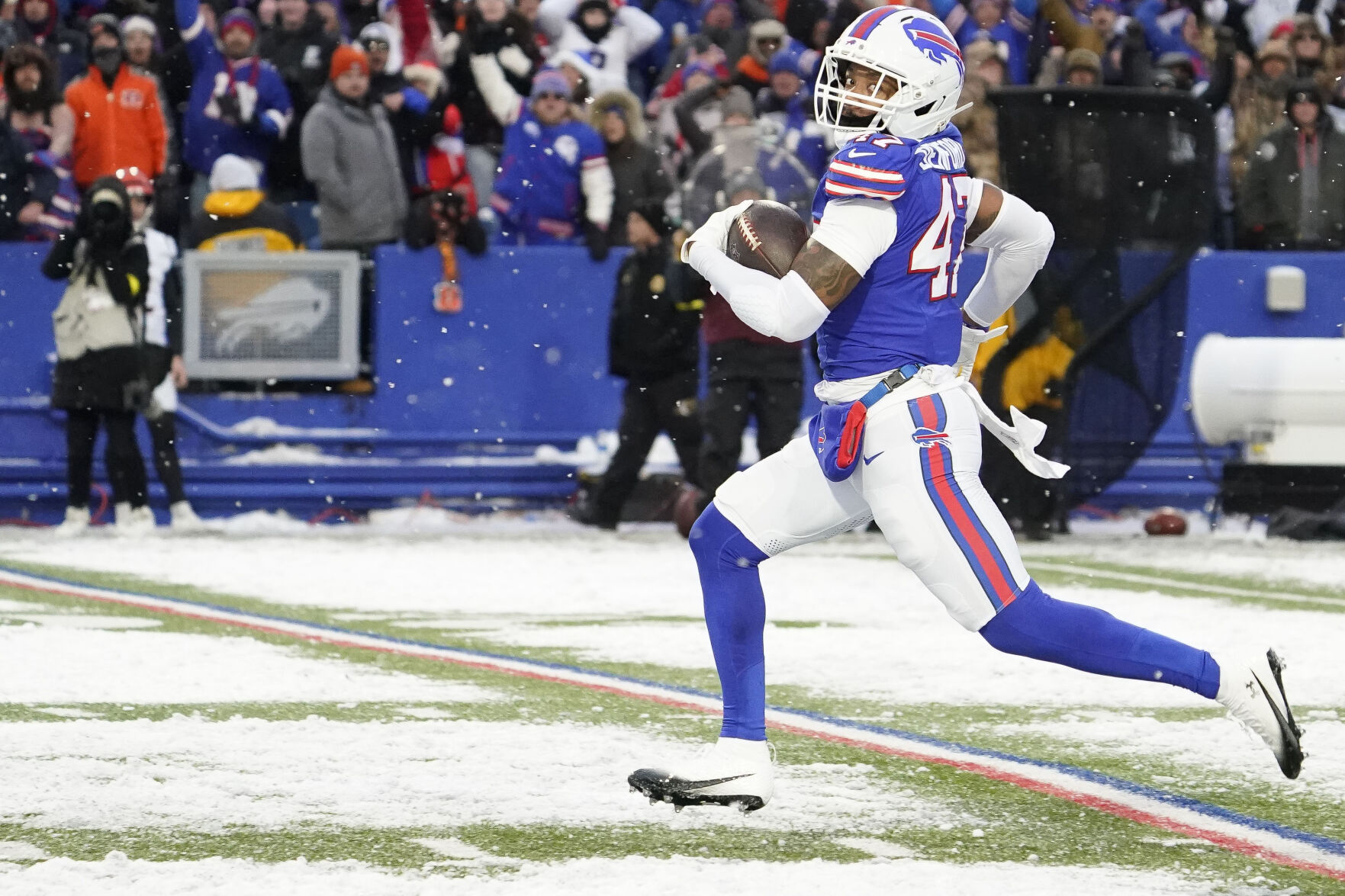 Christian Benford is a game-changer (again) vs. Bengals